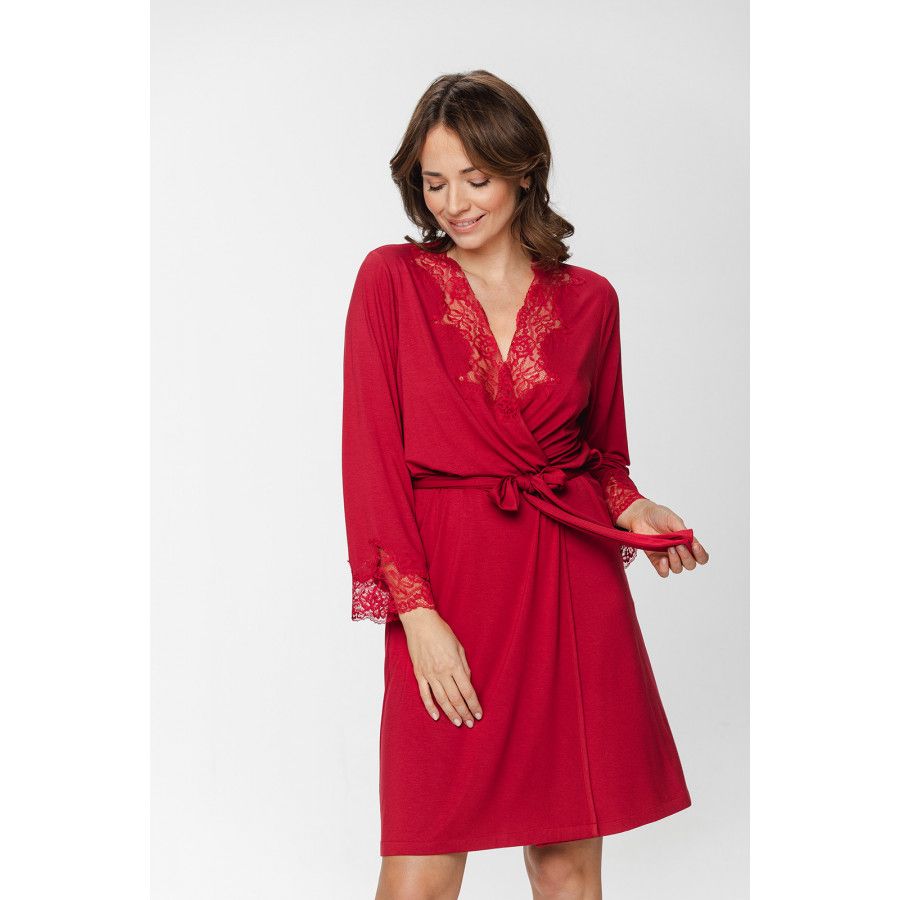 Déshabille en micromodal et dentelle sur les poignets et le décolleté